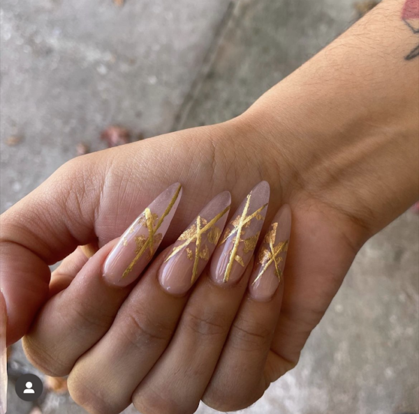 30 Elegant & Stunning Gold nails for every occasion - withharmony &co