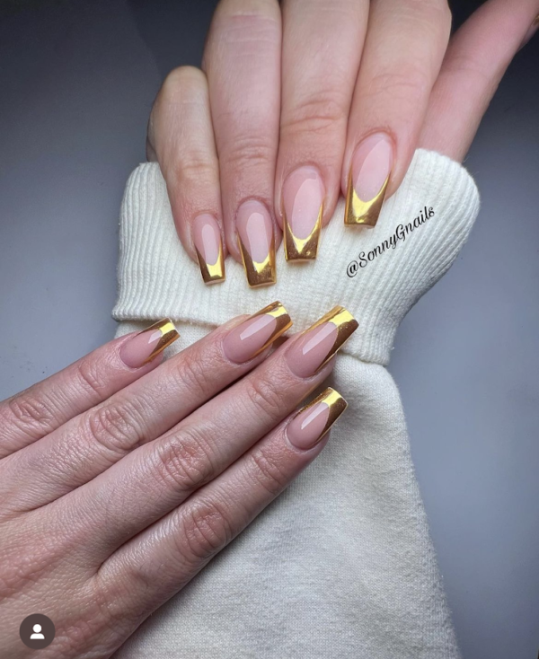 30 Elegant & Stunning Gold nails for every occasion - withharmony &co
