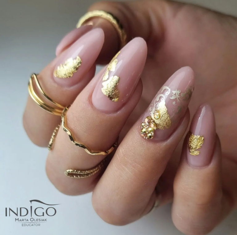 30 Elegant & Stunning Gold nails for every occasion - withharmony &co