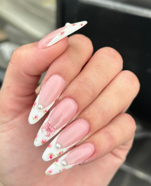 24 Beautiful French tips Nail Ideas to try - withharmony &co